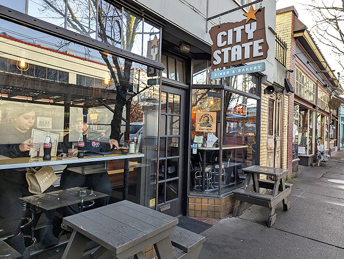 Sidewalk seating that lets you people-watch while you pancake-devour. Portland's NE neighborhood provides the perfect backdrop for morning coffee contemplation.