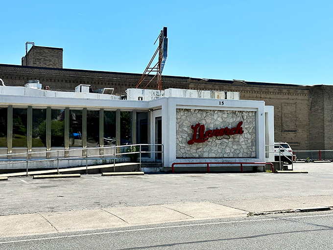 From the outside, this unassuming gem promises the kind of meal memories are made of.