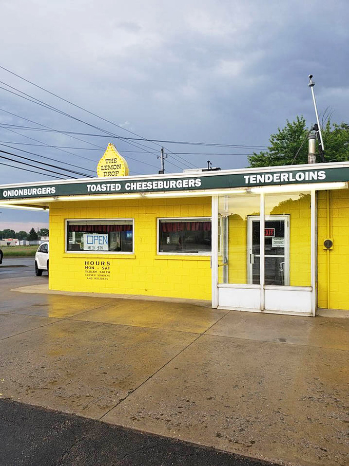 That bright yellow exterior isn't just cheerful&mdash;it's a landmark that's been brightening Mounds Road since before most chain restaurants were even a concept.