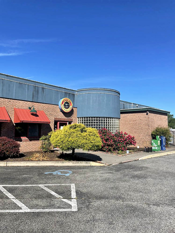 Morning sunshine bathes the brick exterior, promising a day that starts right&mdash;with hash browns and endless coffee.