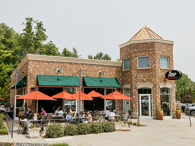 Summer dining at its finest&mdash;Flour's outdoor patio invites you to linger over lunch while pretending you're in a piazza somewhere in Tuscany, not suburban Ohio.