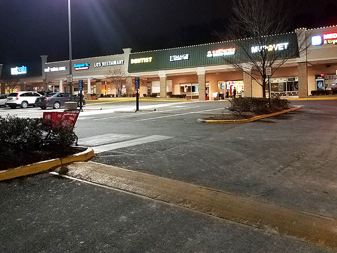 By day, an ordinary shopping center; by night, a destination for food pilgrims seeking the ritual of shabu shabu.