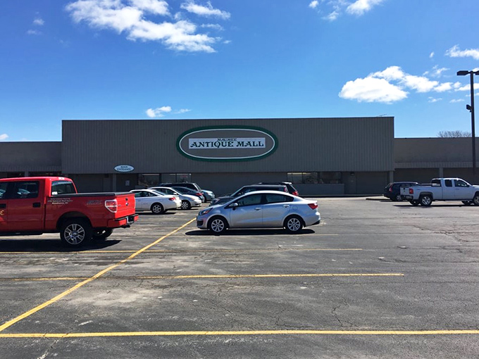The expansive parking lot hints at the mall's popularity among both serious collectors and casual browsers seeking Sunday afternoon adventures.