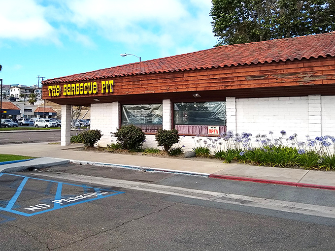 Ample parking means nothing stands between you and your BBQ destiny&mdash;a consideration as practical as the food is delicious.