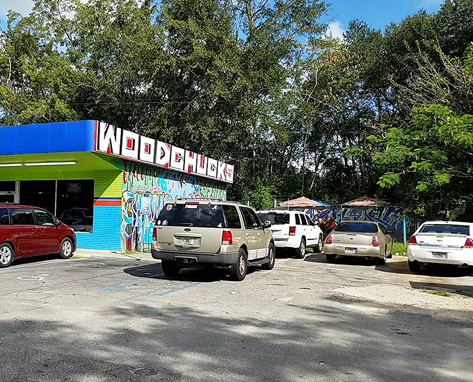 Even the parking lot has personality, surrounded by trees that provide natural shade for your food coma recovery.