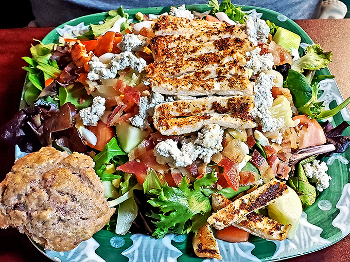 A salad that doesn't feel like punishment &ndash; grilled chicken and fresh ingredients that satisfy without the food coma.