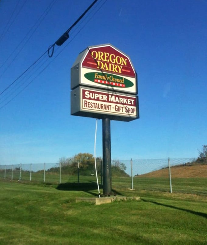 The roadside beacon that's guided hungry travelers for generations – promising supermarket treasures, restaurant comforts, and gift shop delights all in one stop.