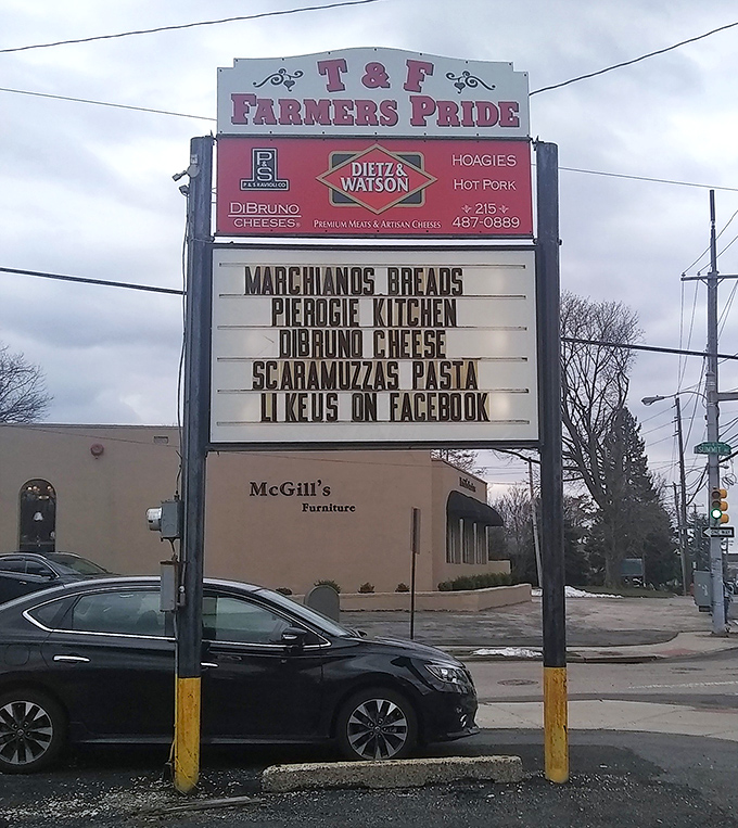 That sign out front might as well say "Abandon all diets, ye who enter here" - and honestly, worth it.