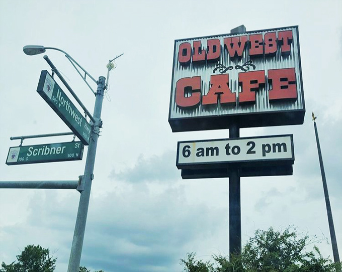 The street sign doesn't lie&mdash;6am to 2pm daily is all they need to cement their reputation as breakfast royalty in the Lone Star State.
