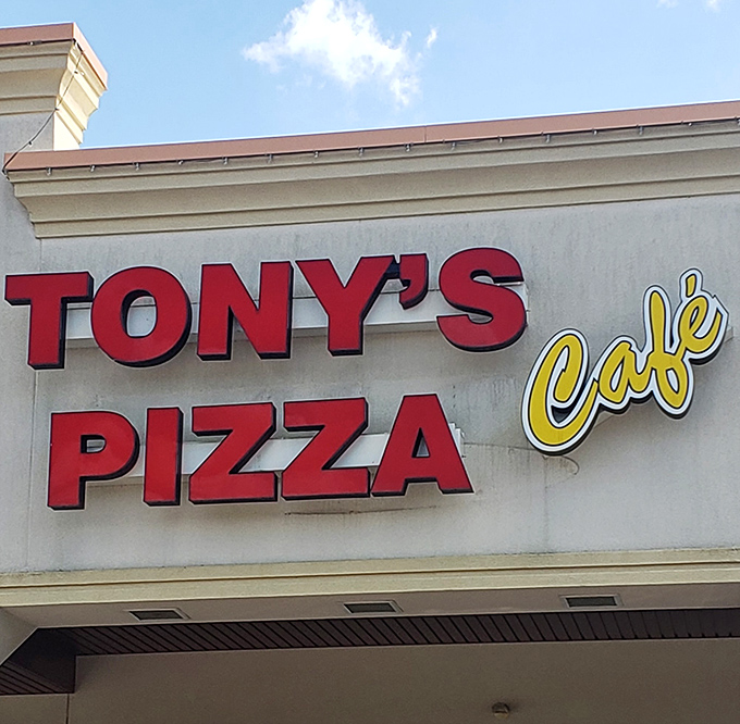 The sign that's guided countless hungry Pennsylvanians to pizza nirvana&mdash;simple, straightforward, and promising deliciousness within.
