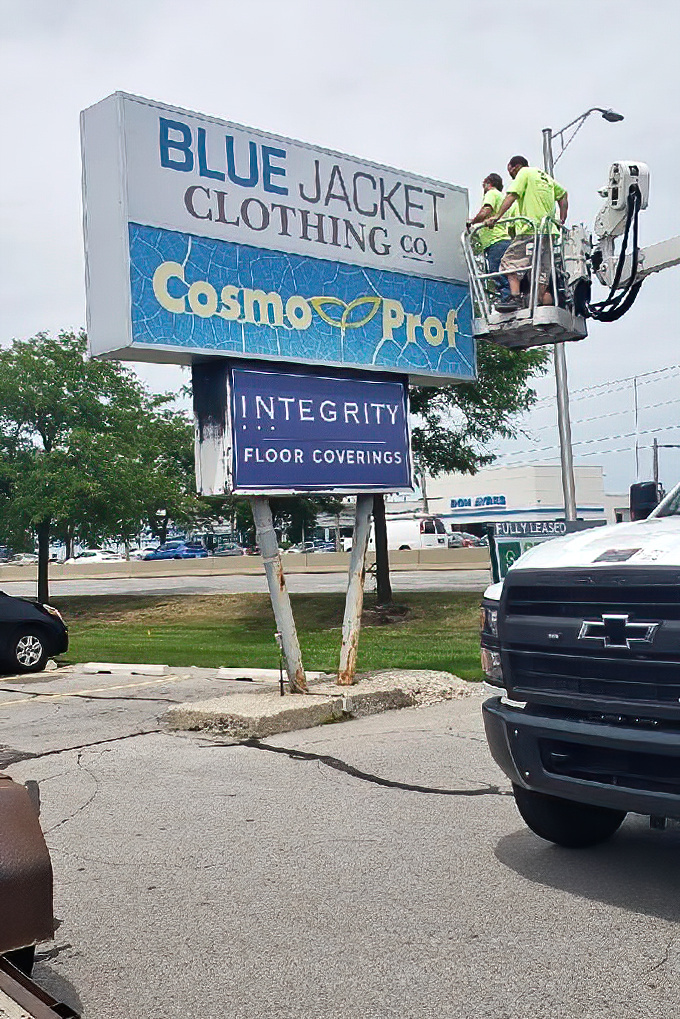 The landmark sign that guides smart shoppers to savings paradise. Like a retail lighthouse beckoning the bargain-savvy to safe harbor.