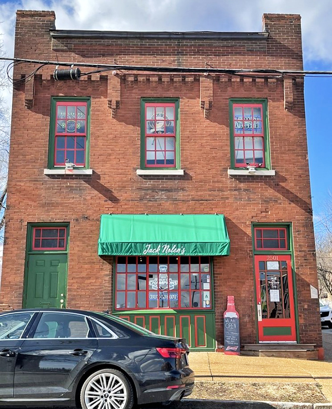 This corner spot has become a beacon for burger believers &ndash; resistance is futile, and why would you want to?