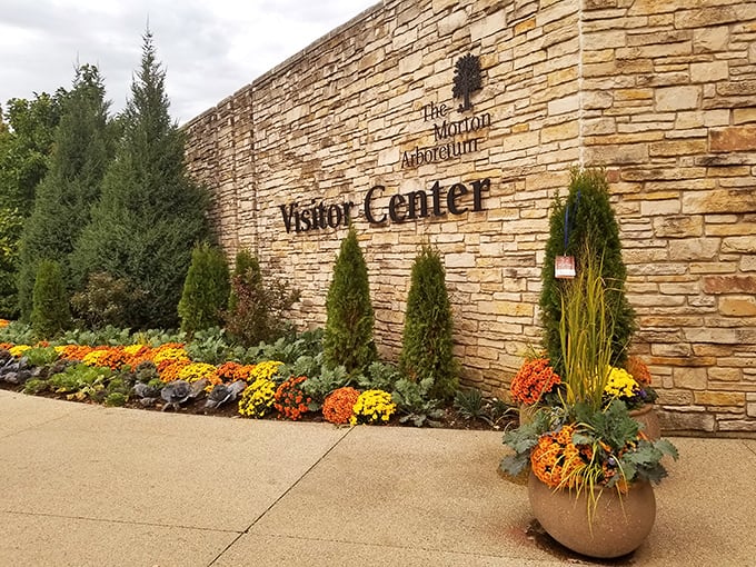 The visitor center welcomes plant enthusiasts with the same warm embrace that Midwesterners reserve for the first spring day after a brutal winter.