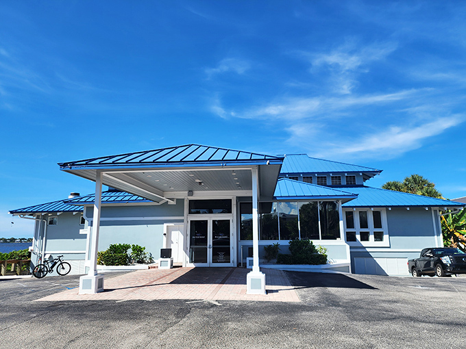 Waterfront dining at its finest, where the gentle lapping of waves provides the perfect soundtrack to fresh-caught seafood feasts.
