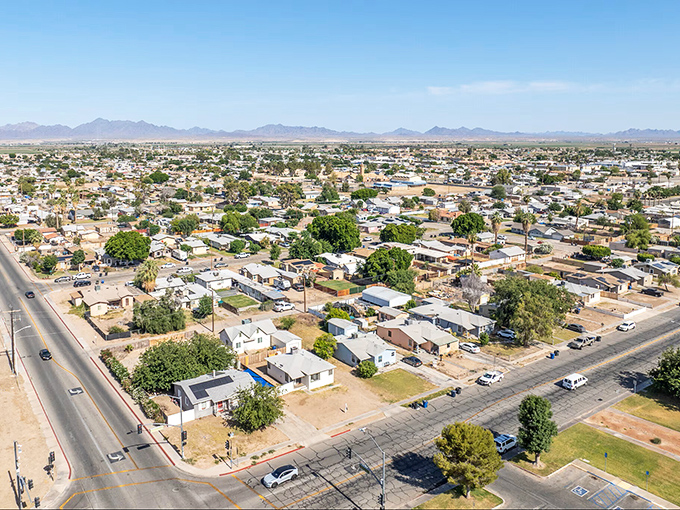 From above, Blythe reveals itself as a patchwork of modest homes and green spaces, surrounded by desert vastness and mountain majesty that costs nothing to admire.