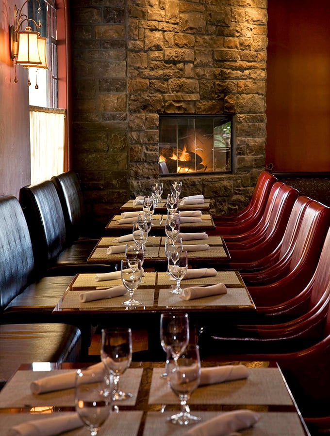 Booth seats that cradle you like your favorite armchair, but with better food within arm's reach.