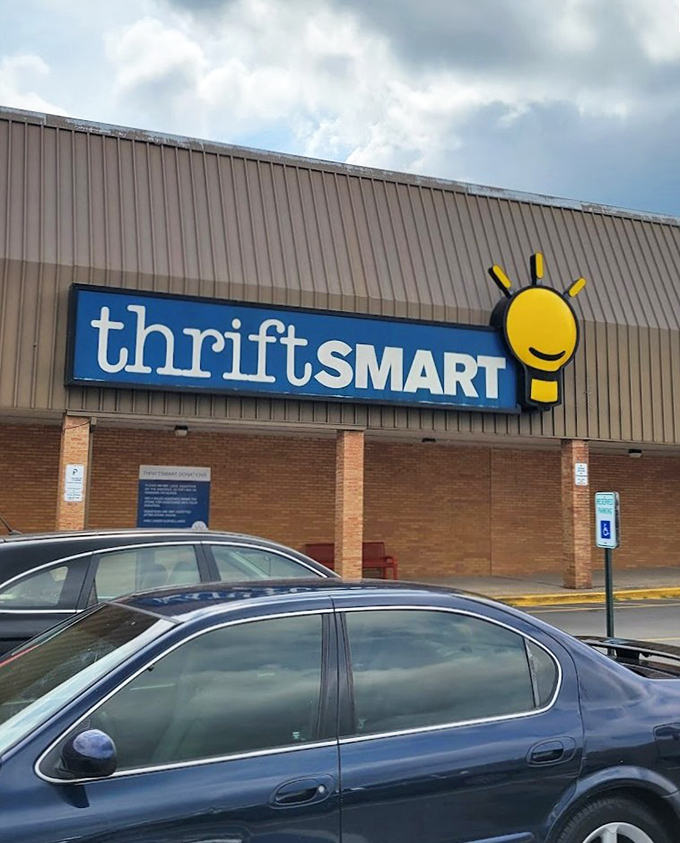 The ThriftSmart sign stands as a beacon of bargain hope. That smiling lightbulb knows exactly what treasures await inside.
