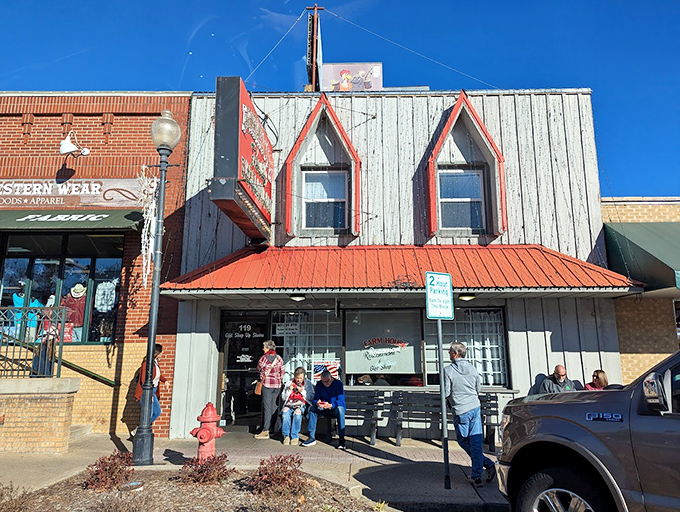 The line outside isn't just people waiting for tables&mdash;it's a community of soon-to-be-converts to the Church of Perfect Breakfast.
