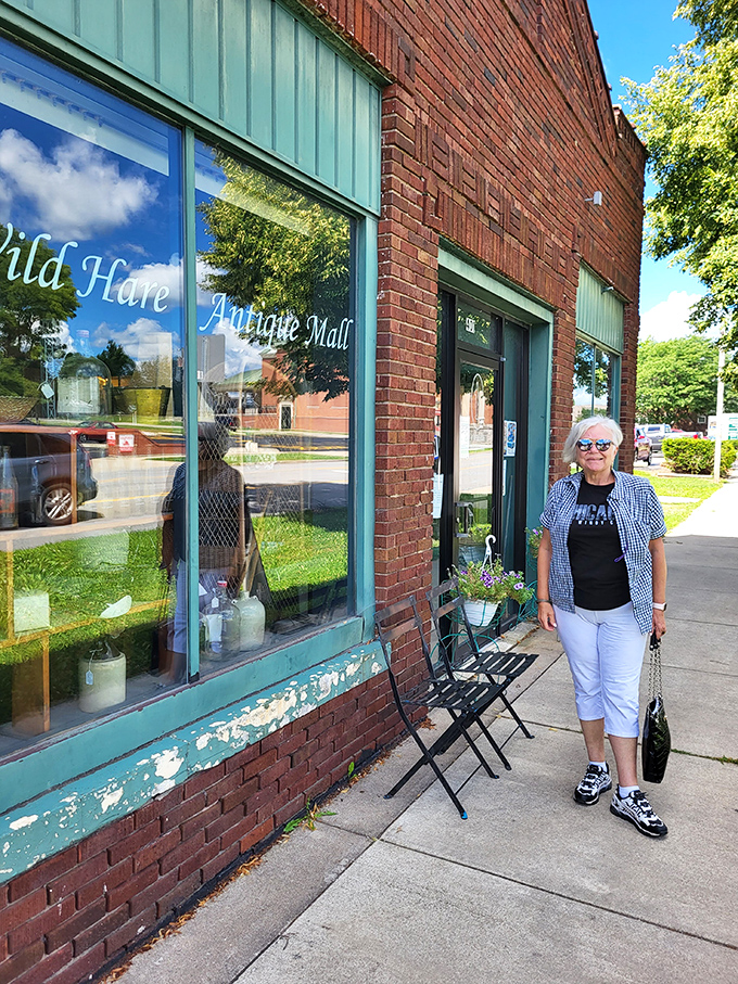 The cheerful turquoise trim frames the entrance to this brick-fronted wonderland, where outdoor seating invites you to rest between treasure hunts.