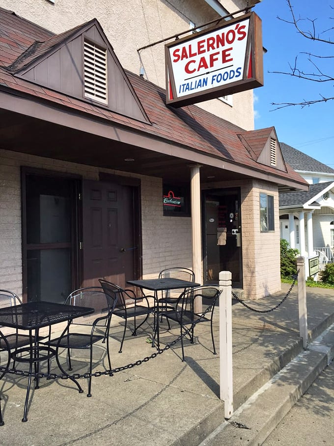 A few outdoor tables offer fair-weather dining where you can watch the world go by between bites of perfect stromboli.