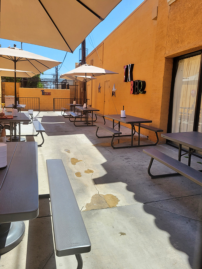 The outdoor seating area – where strangers become friends united by sticky fingers, satisfied smiles, and the universal language of "mmmmm."