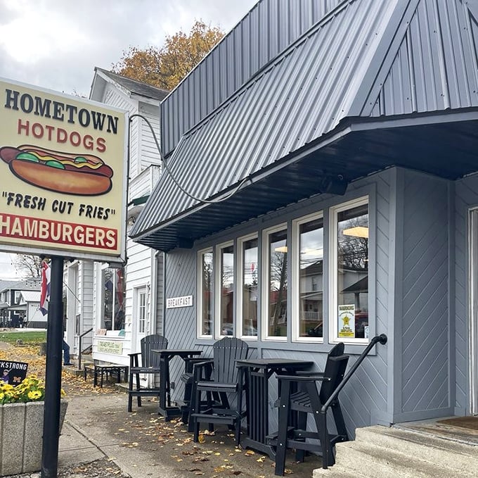 Outdoor seating for those perfect Ohio days when eating a perfect hot dog deserves to be paired with a breath of fresh air.
