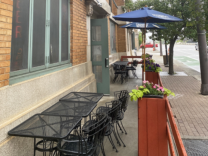 Sidewalk seating for those perfect Ohio days when the weather cooperates and your coffee tastes even better with a side of people-watching.