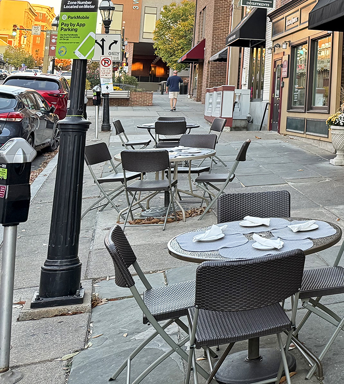 Sidewalk dining transforms a simple meal into an al fresco adventure right in downtown Bethlehem.