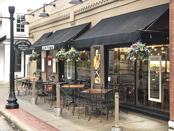 Sidewalk seating under black awnings offers a front-row seat to Franklin's historic Main Street &ndash; the perfect perch for people-watching between bites of Southern comfort.