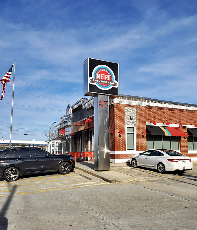 The American flag stands proud beside this 24-hour beacon of comfort food &ndash; because nothing says "patriotism" like midnight pancakes.