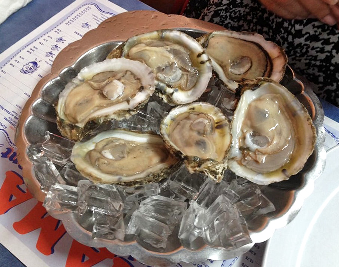 Oysters on ice&mdash;nature's perfect appetizer. These briny treasures need nothing more than a squeeze of lime and an appreciative palate.