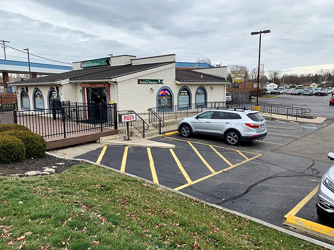 Plenty of parking means no circling the block &ndash; more time for eating, less for hunting spots.