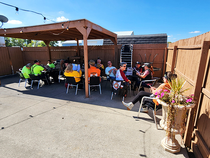 Live music and outdoor dining&mdash;because sometimes the only thing that can improve a perfect meal is the soundtrack of community.