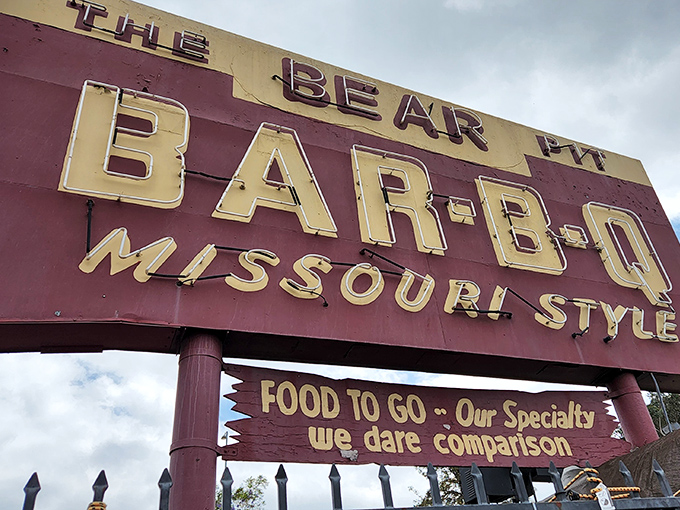 "Food to go... we dare comparison." When your sign has that level of confidence, you know you're not dealing with barbecue amateurs.
