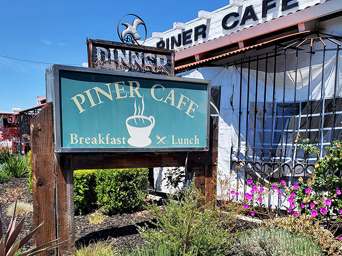The sign says breakfast and lunch, but what it really promises is a meal worth remembering in a place that feels like home.