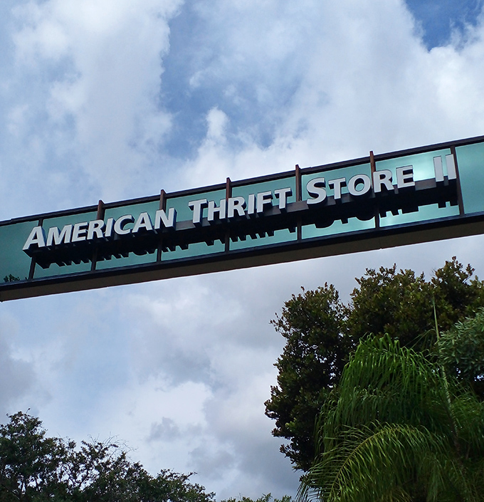 The gateway to bargain paradise. Under Florida's blue skies, this sign promises adventures in thrifting that could fill an entire afternoon.