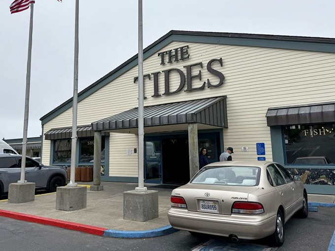 The Tides' welcoming fa&ccedil;ade stands like a beacon for hungry travelers&mdash;promising seafood salvation just beyond those blue-trimmed doors.