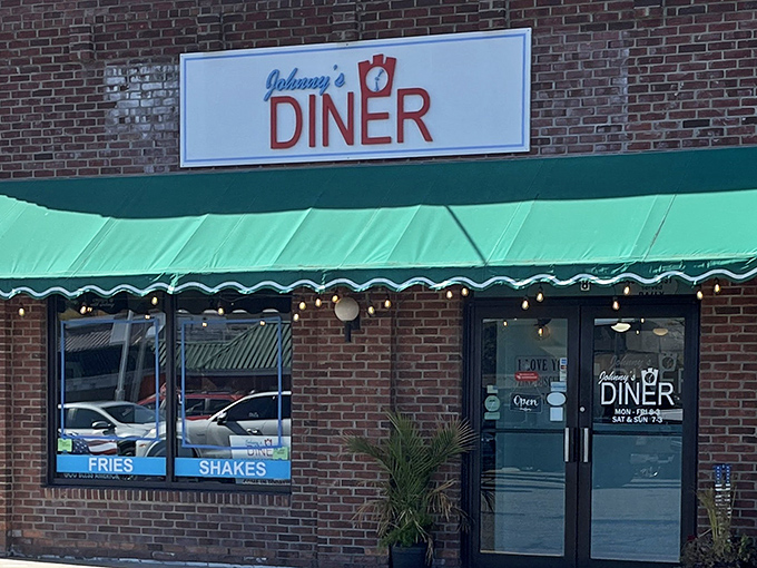 That iconic signage with its distinctive lettering has become a beacon for hungry travelers and locals alike seeking honest-to-goodness diner perfection.