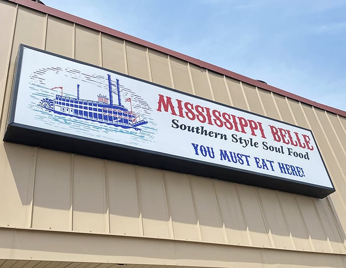 "YOU MUST EAT HERE!" isn't just a suggestion on the Mississippi Belle sign&mdash;it's the best advice you'll get all day.