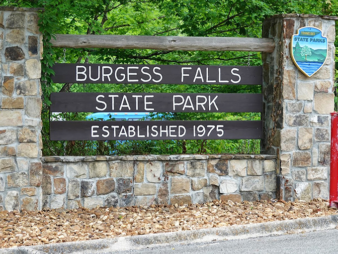 The park entrance sign &ndash; your official invitation to one of Tennessee's most spectacular natural performances, running continuously since 1975.