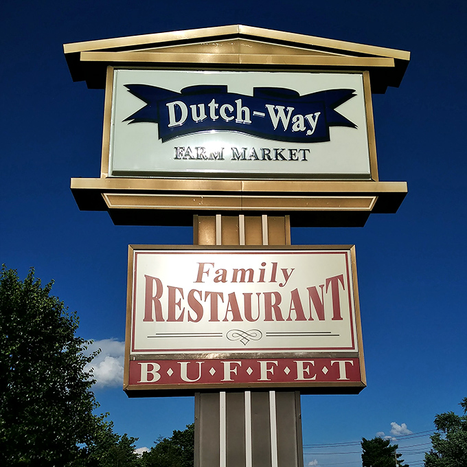 That sign stands tall against the Pennsylvania sky, a beacon for hungry travelers who know what's good.