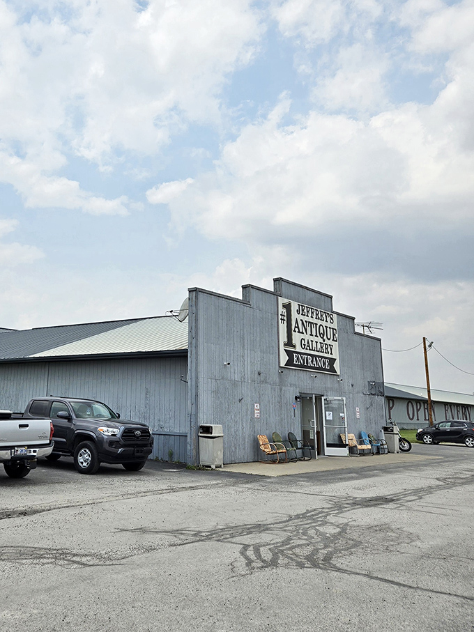 The official entrance to wonderland, where that pickup truck might be leaving with anything from a Victorian armoire to a life-size cardboard Elvis.