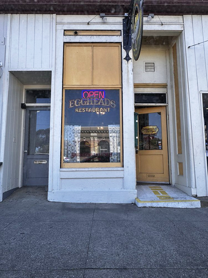 The storefront entrance—humble, honest, and promising good things to those who enter. Like a breakfast speakeasy hiding in plain sight.