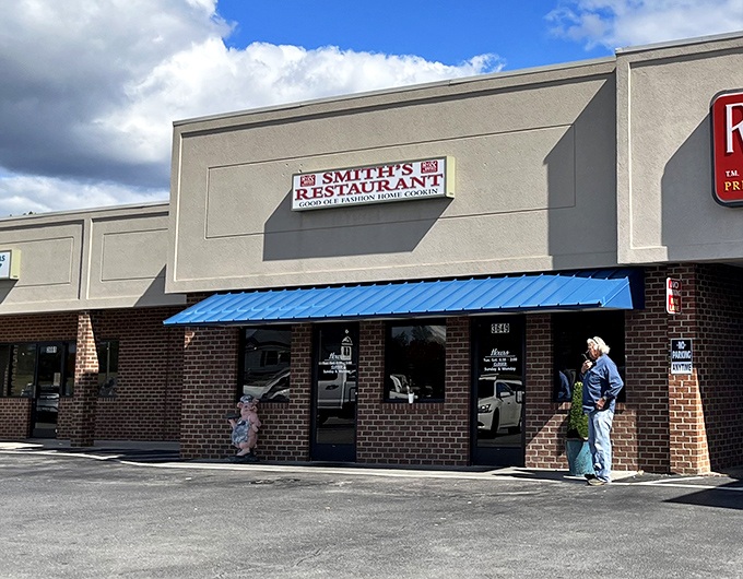 The exterior view that greets hungry visitors&mdash;a modest storefront that's become a landmark for those who know where real flavor lives.