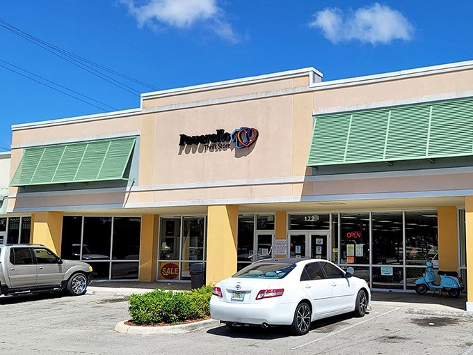The exterior view on a perfect Florida day&mdash;blue skies above and bargain-hunting paradise below, just waiting for you to make your entrance.