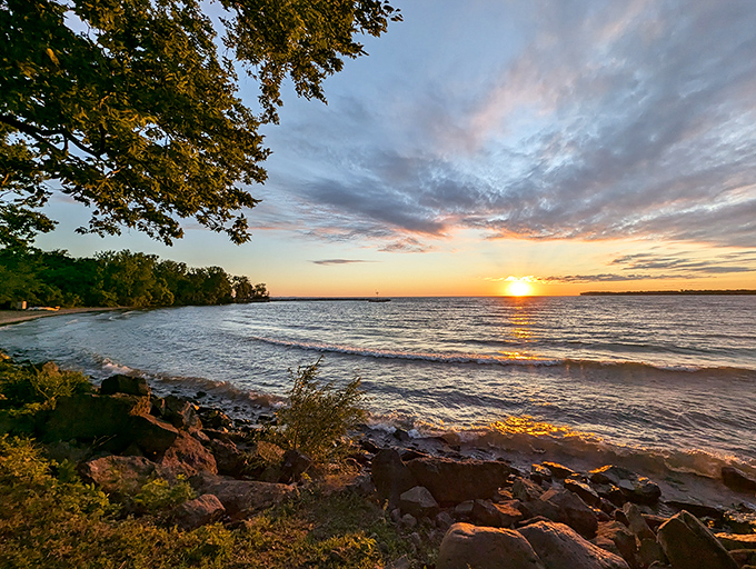 Lake Erie sunsets don't just end the day&mdash;they celebrate it with a technicolor farewell that makes you wonder why you ever thought beaches required salt water.