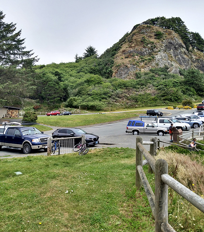 Even the parking lot has a view at Harris Beach. That's not a hill&mdash;it's nature's way of saying "just wait until you see what's next."