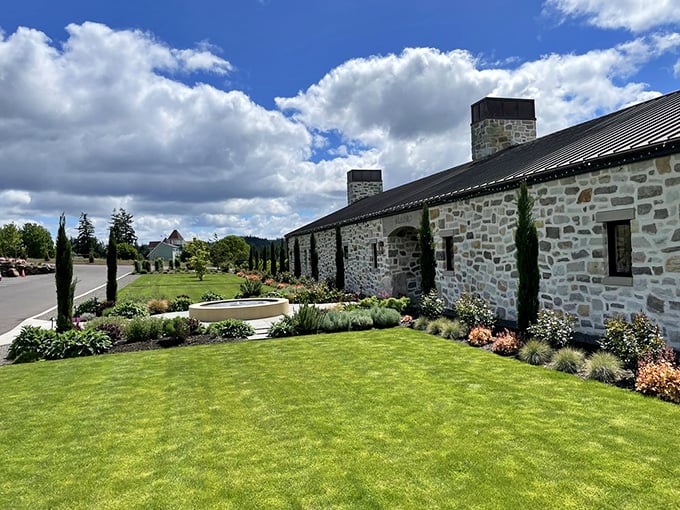 Stone ch&acirc;teau architecture brings European grandeur to Oregon wine country with undeniable old-world elegance.