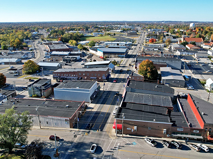 Crossville's downtown stretches out like a comfortable old quilt, inviting you to explore every charming corner.