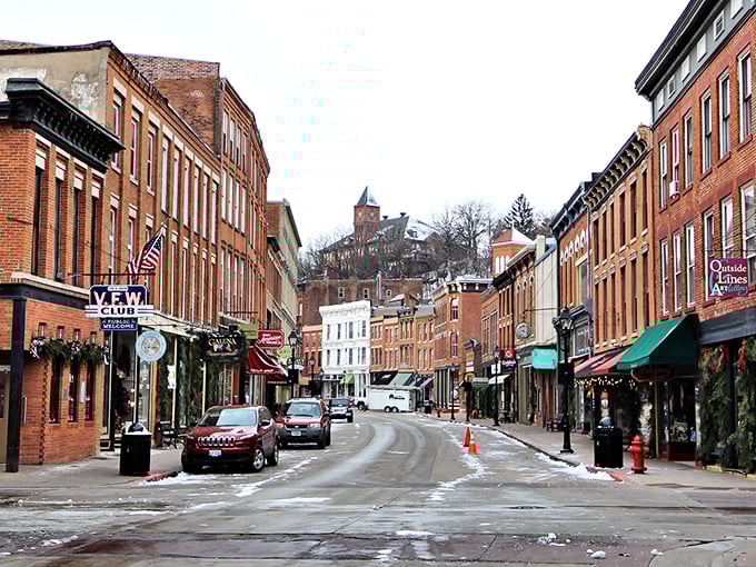 Winter in Galena: where the streets may be frosty, but the brick buildings radiate warmth like your grandma's kitchen on cookie-baking day.